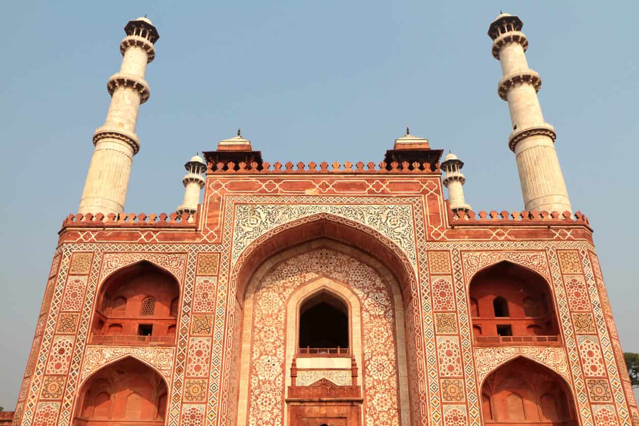 Tomb of Jahangir: History of the Mughal Emperor Mausoleum